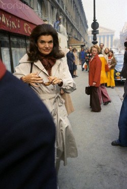 Ari and Jackie Onassis: The U.S. First Lady as Greek Wife & Paris ...