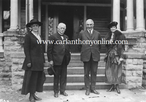 The Seven Fathers Who Lived to See Sons Become President - Carl Anthony ...