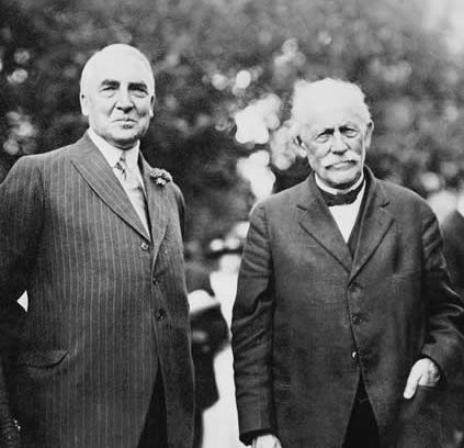 The Seven Fathers Who Lived to See Sons Become President - Carl Anthony ...